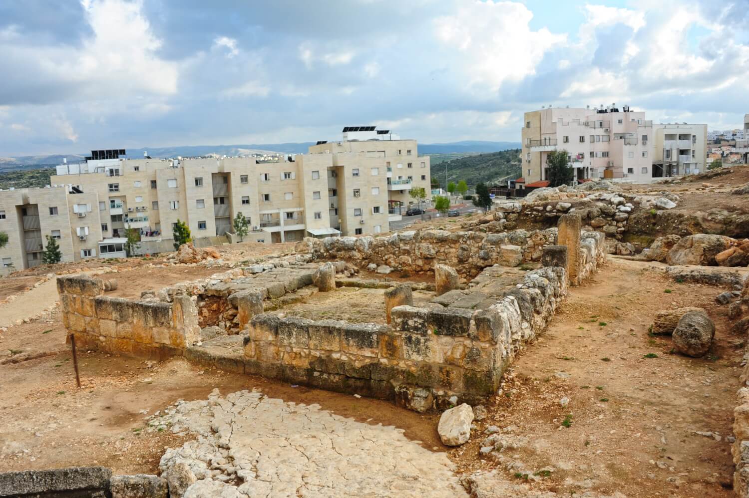 Qiryat Sefer - The Bornblum Eretz Israel Synagogues Website